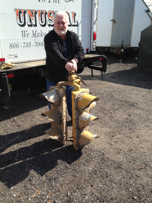 Vintage Three-way Intersection Traffic Light - Obnoxious Antiques
