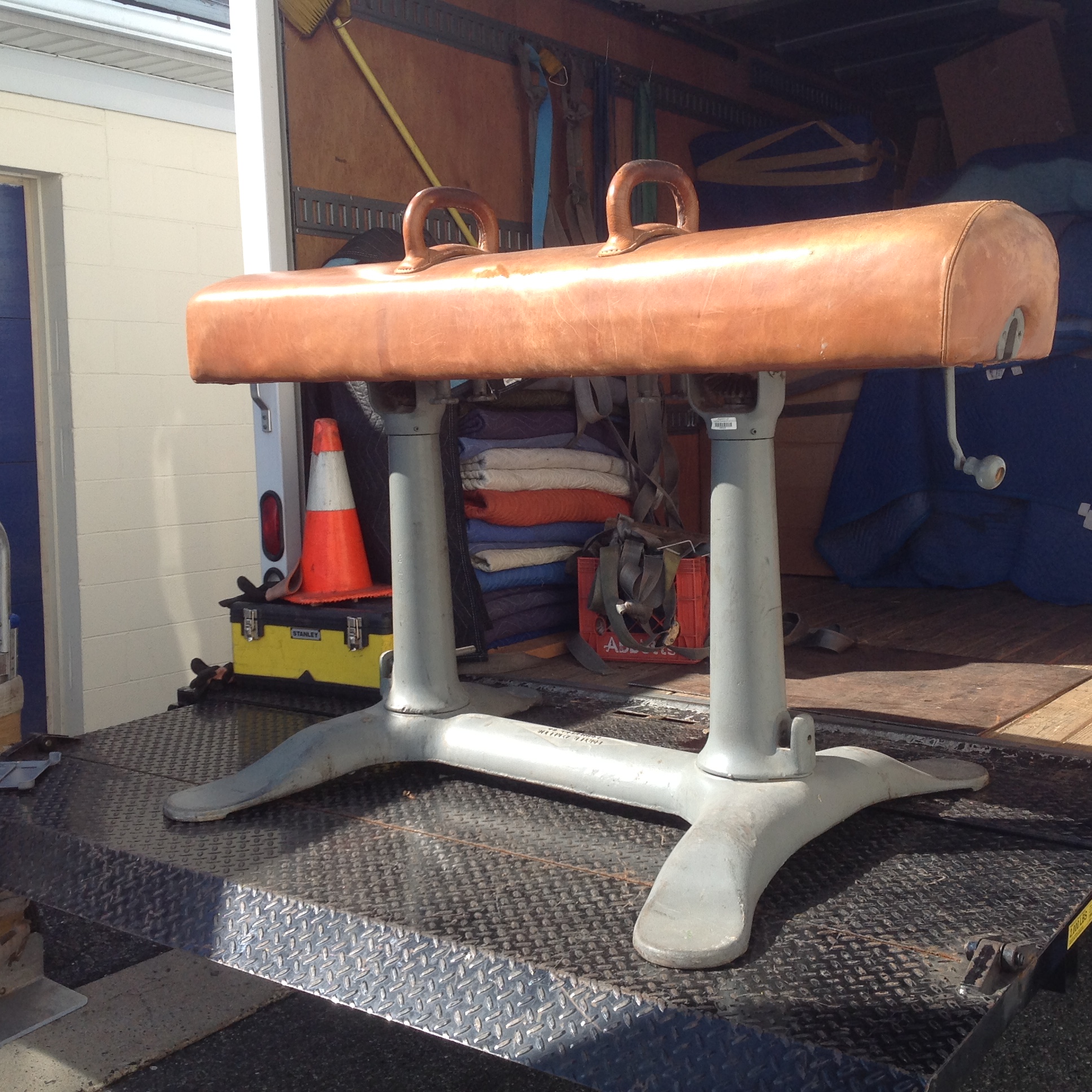 Vintage Porter Athletic Gym Pommel Horse « Obnoxious Antiques