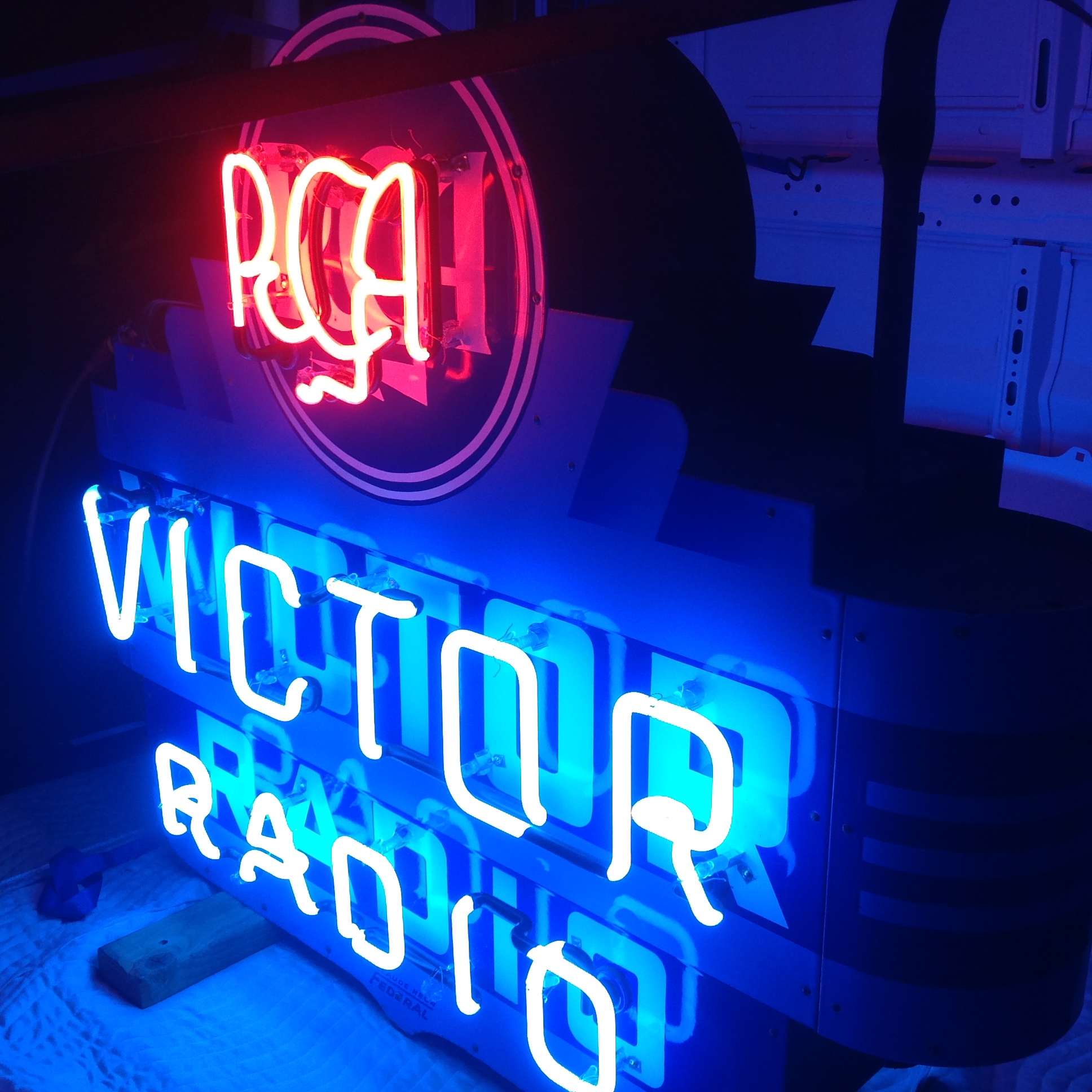 RCA Victor Radio Double Sided Porcelain Art Deco Neon Store Sign ...
