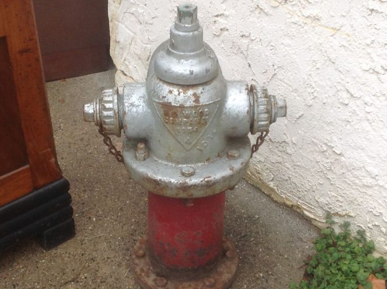 Mid-Century 1950’s Fire Hydrant « Obnoxious Antiques