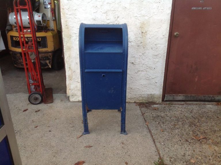 Vintage Post Office Street Corner Mailbox « Obnoxious Antiques