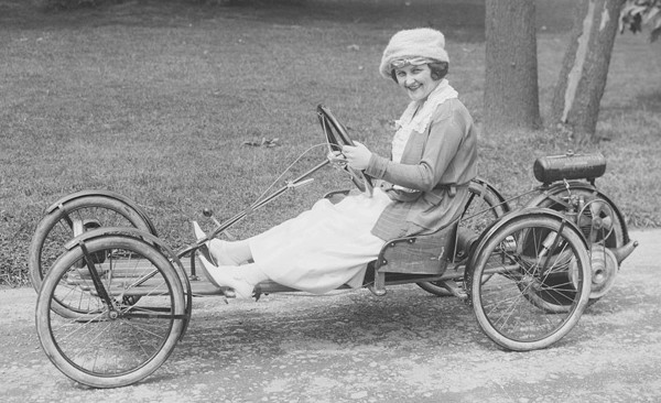 Early 1900’s Smith Flyer Buckboard Driven By Briggs & Stratton Motor ...