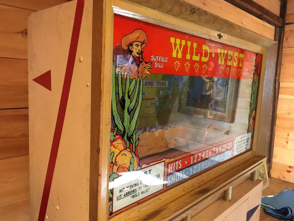 1961 Wild West Penny Arcade Gun Game Kit Carson & Buffalo Bill ...