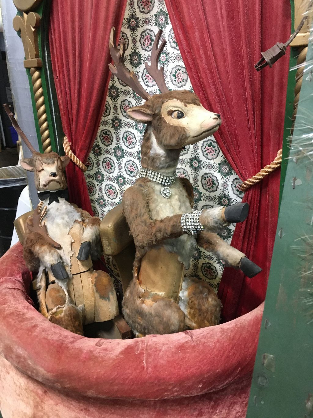 Vintage Christmas Santa And Reindeer Orchestra Concert Automaton Store ...