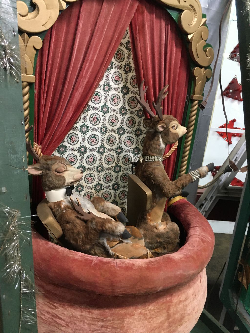 Vintage Christmas Santa And Reindeer Orchestra Concert Automaton Store ...