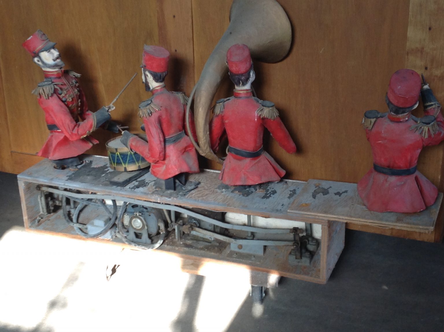 Vintage Amusement Park Band Animated Automaton Display « Obnoxious Antiques