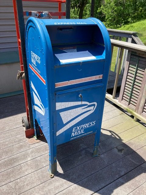 USPS Post Office Corner Letter Mailbox 1998 « Obnoxious Antiques